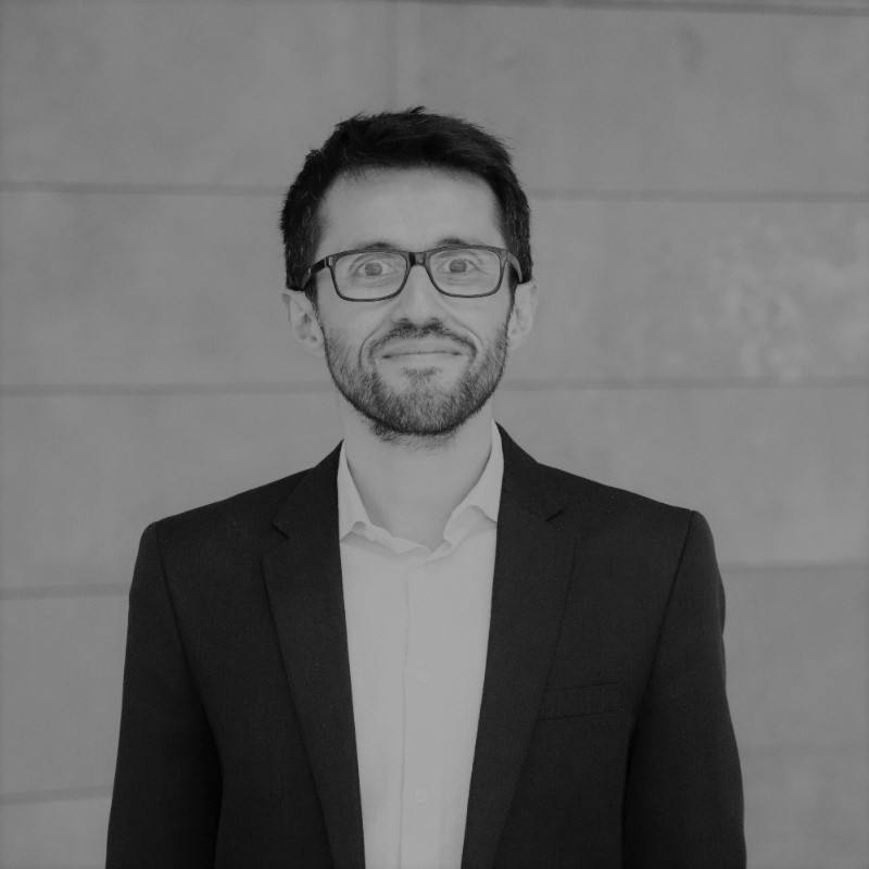 Javier Escobar Veas - Facultad de Derecho