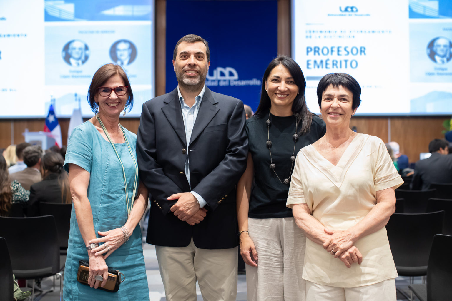 La Universidad del Desarrollo otorga el reconocimiento de 'Profesores Eméritos' a Pablo ...